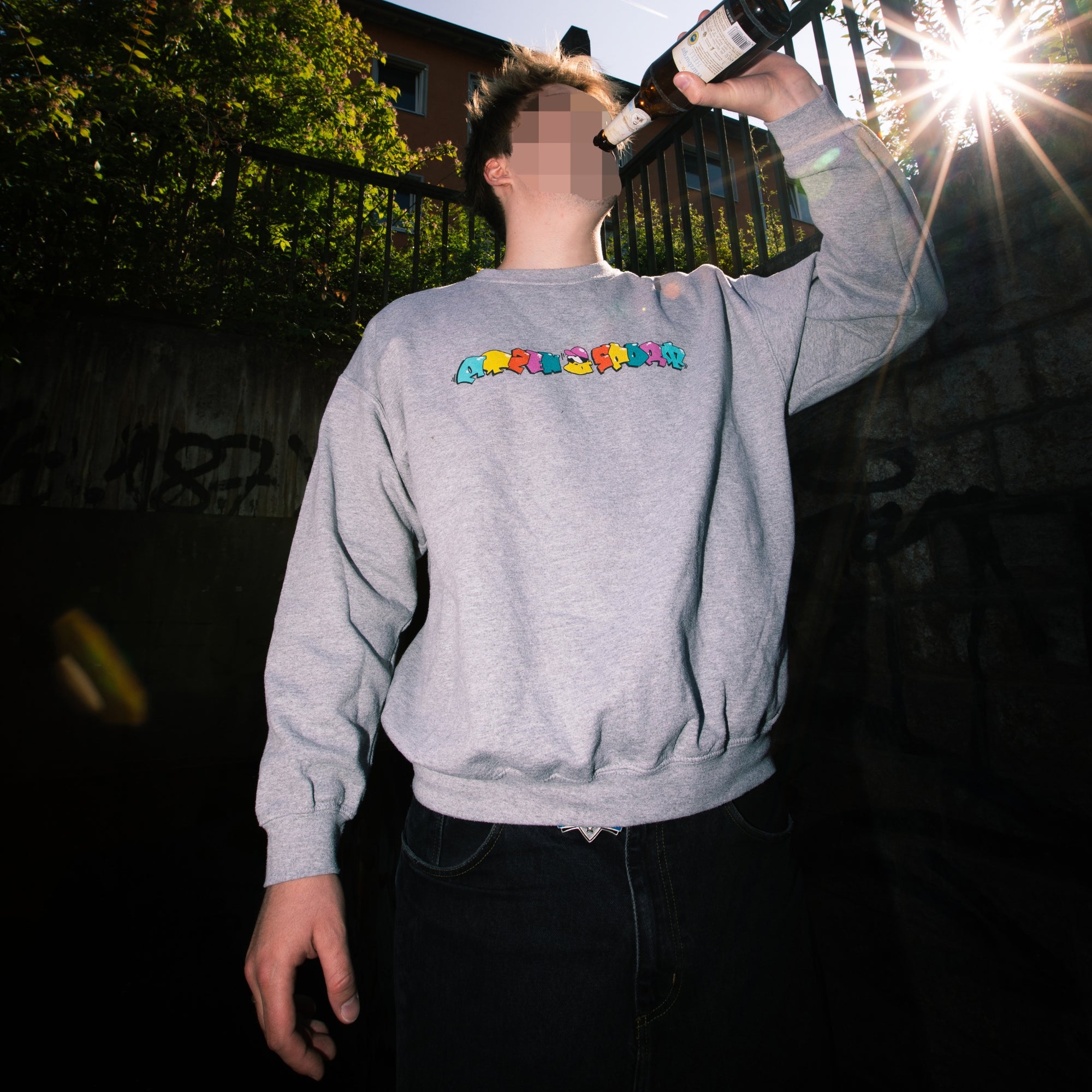 Atzen Bekleidung mit Graffiti Styles🖍️🚃